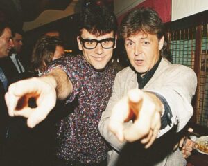 PAUL McCARTNEY AND RONNIE WOOD DISCUSS THE INFLUENCE OF BUDDY HOLLY ...